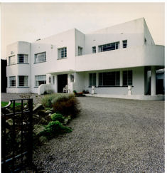 About the Art Moderne Style